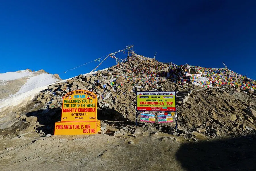 Khardungla Pass Expedition: A High Altitude Day Trip from Leh - Car ...